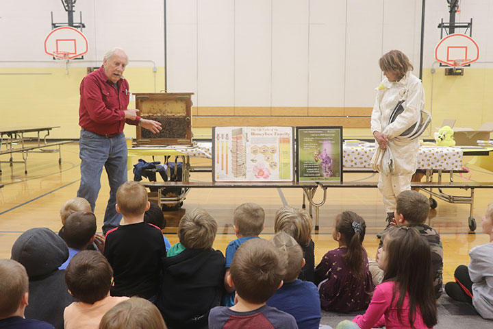 Teaching about bees | News, Sports, Jobs - The Daily News
